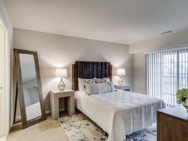 Parkways of Auburn Hills 3 Bedroom Apartment for Rent at 124 Optimist Ct, Auburn Hills, MI 48326 Auburn Hills