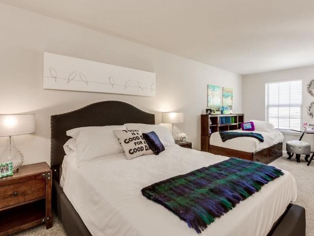 Parkways of Auburn Hills 3 Bedroom Apartment for Rent at 124 Optimist Ct, Auburn Hills, MI 48326 Auburn Hills