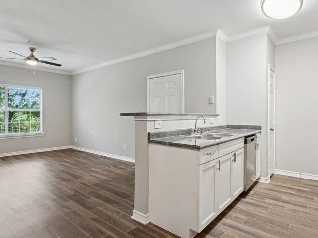 Parkways on Prairie Creek 1 Bedroom Apartment for Rent at 2530 Sara Jane Pkwy, Grand Prairie, TX 75052