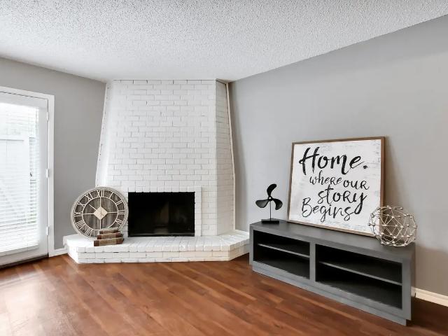 Parkwyn Townhomes 3 Bedroom Apartment for Rent at 4401 Glenview Ct, North Richland Hills, TX 76180