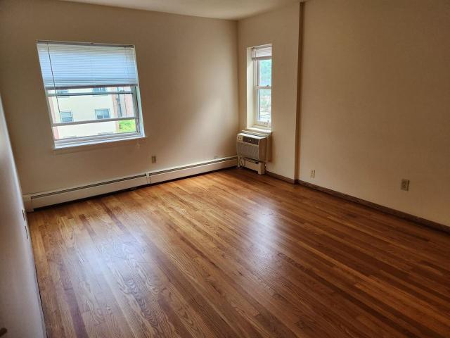 Parkview 725 2 Bedroom Apartment for Rent at 725 Parkview Apartments, Madison, WI 53715