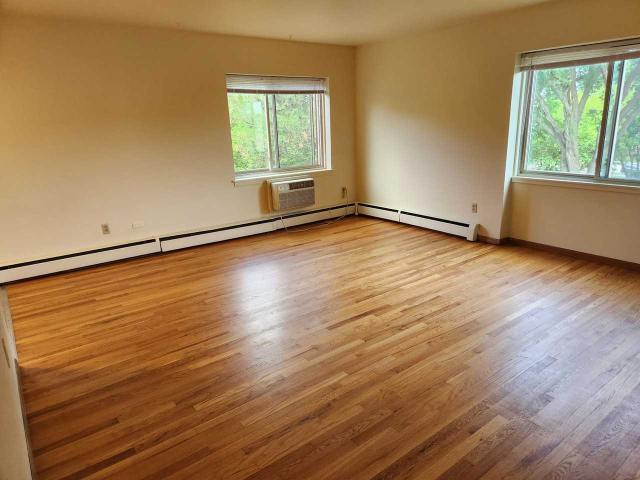 Parkview 725 2 Bedroom Apartment for Rent at 725 Parkview Apartments, Madison, WI 53715