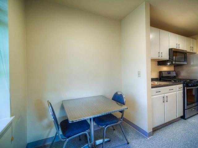 Parkview 726 1 Bedroom Apartment for Rent at 726 Parkview Apartments, Madison, WI 53715