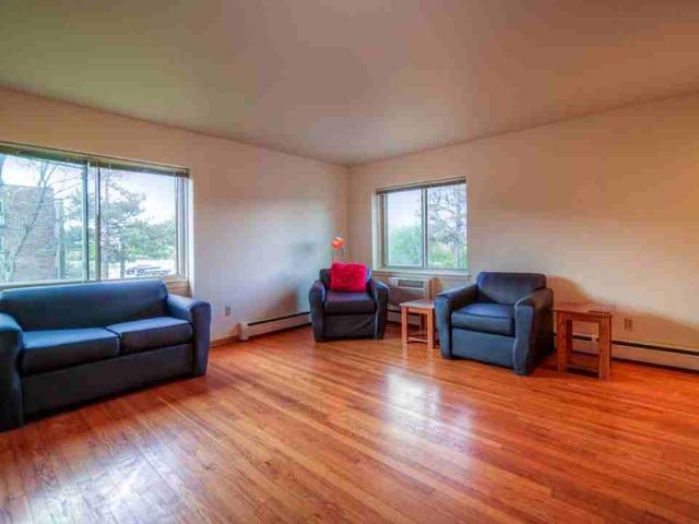 Parkview 726 2 Bedroom Apartment for Rent at 726 Parkview Apartments, Madison, WI 53715