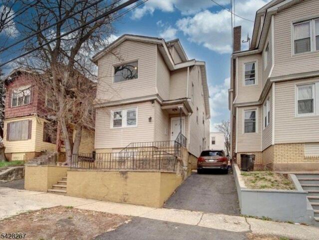 Parkview Ter, Newark, Home For Sale
