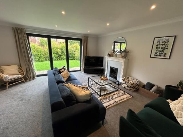 Parkview Vale, Guildford 3 bedrooms Property for lettings Seymours