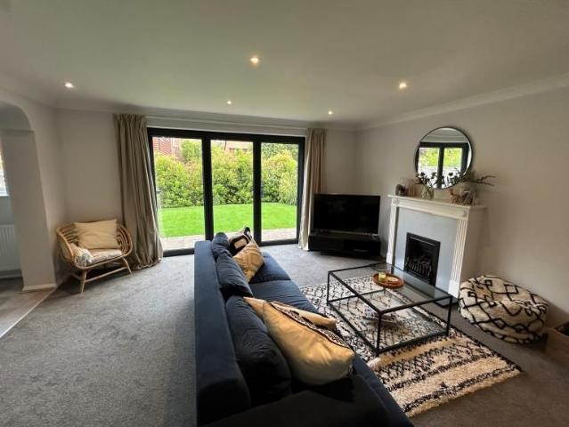 Parkview Vale, Guildford, GU4