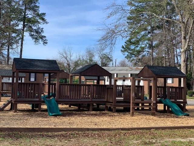 Parkview Apartments & Townhomes 3 Bedroom Apartment for Rent at 1700 Valley Park Ct, Augusta, GA 30909 Forest Hills