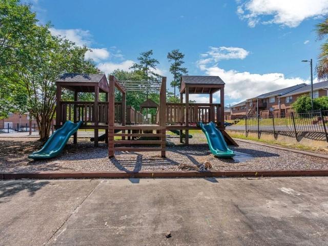 Parkview Apartments & Townhomes 3 Bedroom Apartment for Rent at 1700 Valley Park Ct, Augusta, GA 30909 Forest Hills