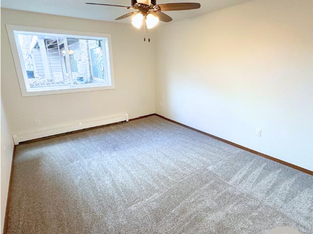 Parkview Apartments 2 Bedroom Apartment for Rent at 500 S Kiwanis Ave, Sioux Falls, SD 57104
