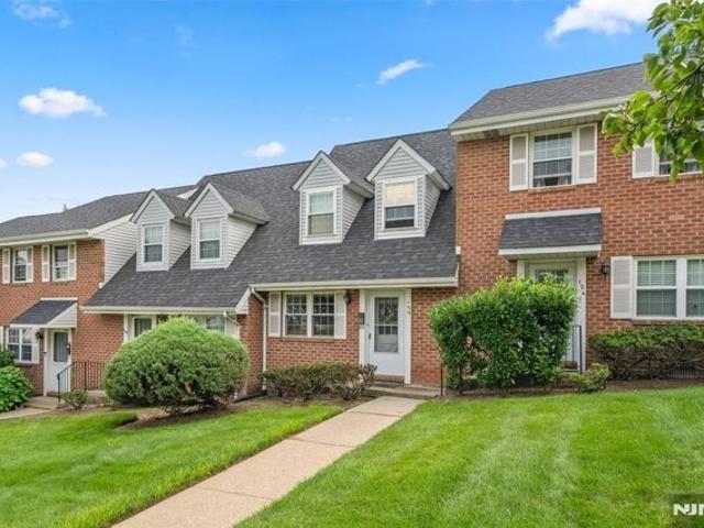 Parkview Dr Unit,teaneck, Home For Sale