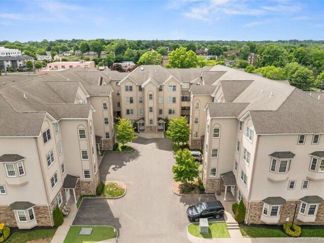 Parkview Dr, Spring Valley, Condo For Sale