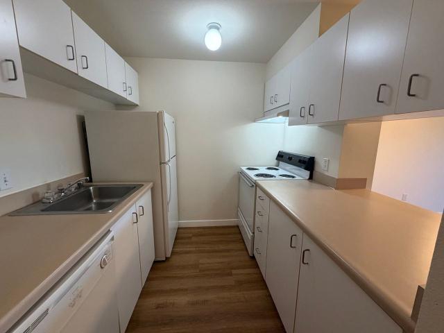 Parkview Estates 1 Bedroom Apartment for Rent at 936 Village Way, Monroe, WA 98272