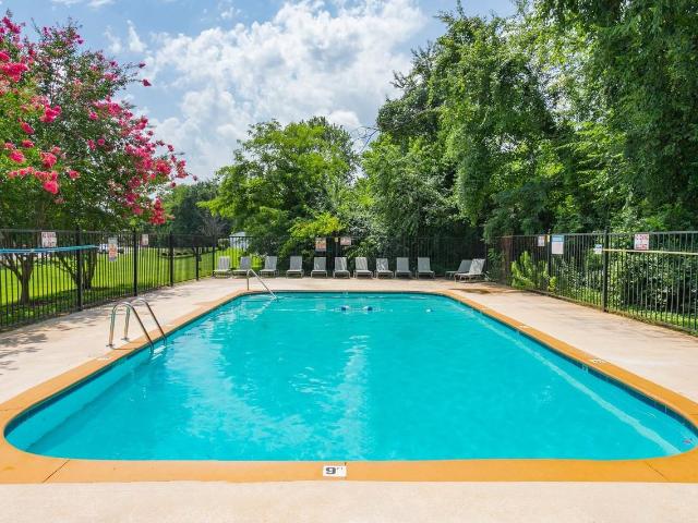 Parkview Flats 1 Bedroom Apartment for Rent at 1306 Bradyville Pike, Murfreesboro, TN 37130