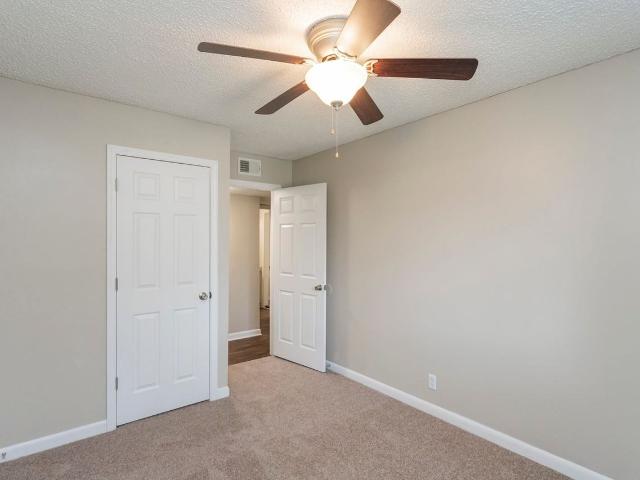 Parkview Flats 2 Bedroom Apartment for Rent at 1306 Bradyville Pike, Murfreesboro, TN 37130