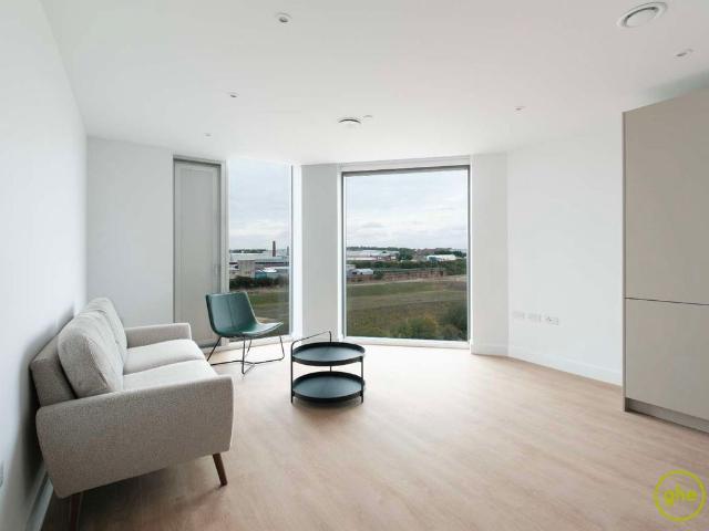 Parkview, Manchester, Uk M4, 1 bed flat to rent, £1,250 pcm | PrimeLocation
