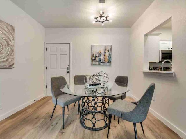 Parkview on Cole 1 Bedroom Apartment for Rent at 4104 Cole Ave, Dallas, TX 75204