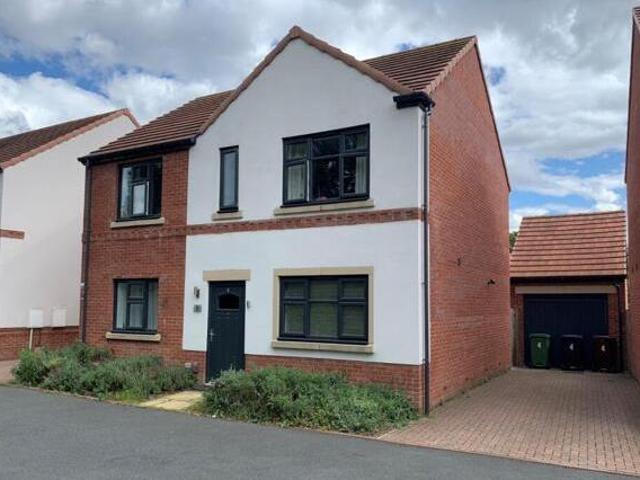Parkview Place, West Park, 4 Bedroom Detached
