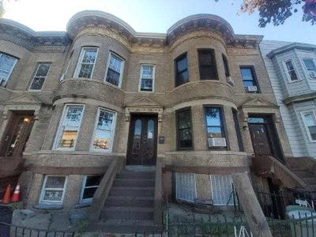 Parkville Avenue Aka 326 Parkville Ave