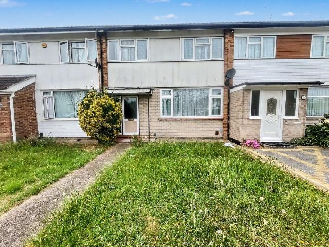 Parlaunt Road, Slough SL3, 3 bed terraced house to rent, £1,850 pcm | PrimeLocation