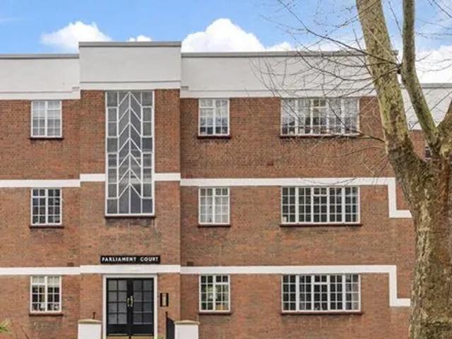 Parliament Court, Parliament Hill, London, NW3 2TS, United Kingdom | 2 bed apartment for rent #140656690 | Rentberry