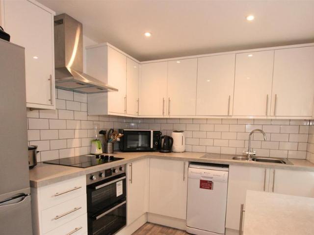 Parliament Street, Gloucester GL1 5 bed terraced house to rent £3,000 pcm £692 pw