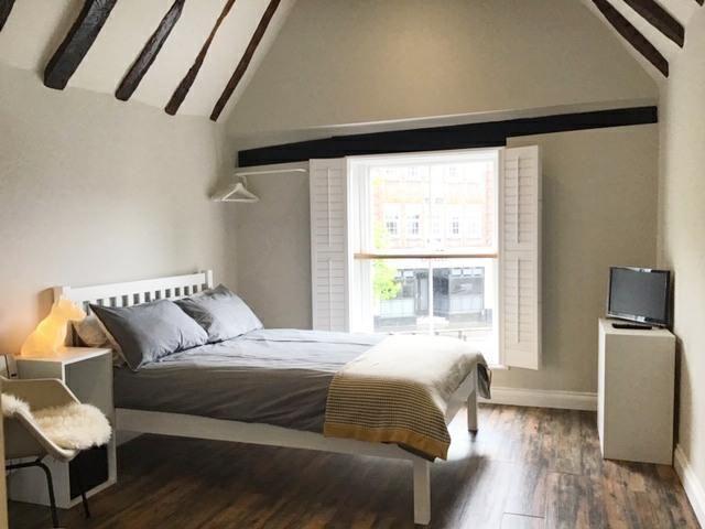 Parliament Square, Hertford SG14, Studio to rent, £950 pcm | PrimeLocation