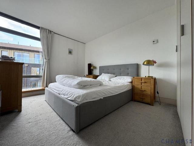 Parliament View Apartments, SE1 3 bed flat to rent £7,999 pcm £1,846 pw
