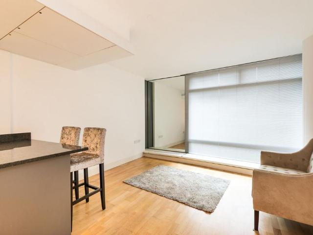 Parliament View Apartments, SE1. 1 bed flat to rent £2,709 pcm £625 pw