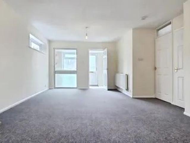 Parlour Close, CB24 9XP