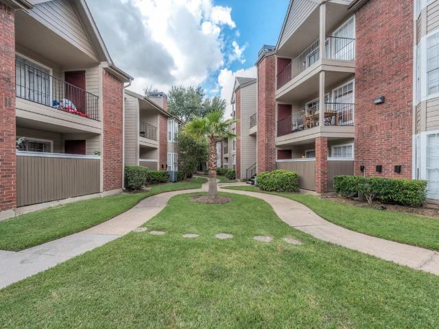 Parque at Bellaire 2 Bedroom Apartment for Rent at 7000 Cook Rd, Houston, TX 77072 Alief