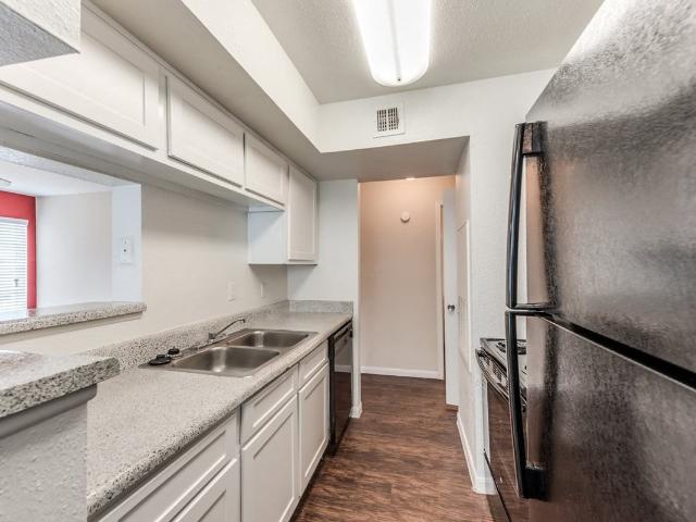 Parque at Bellaire 2 Bedroom Apartment for Rent at 7000 Cook Rd, Houston, TX 77072 Alief
