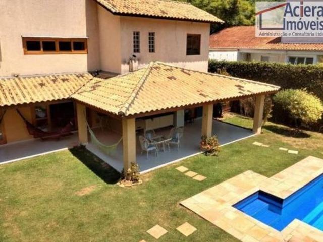 Parque Frondoso Belíssima casa com área gourmet!