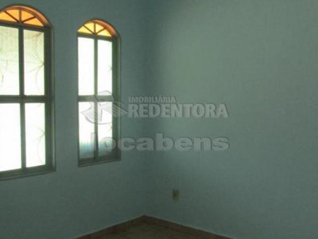 Parque Industrial casa 03 dorm, quintal