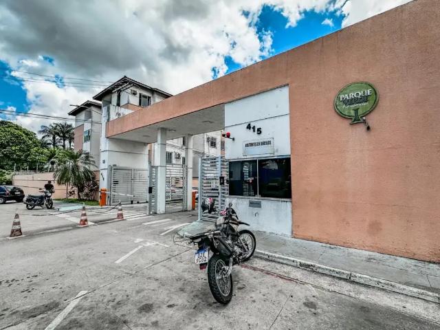 Parque Verde Apartamento de 2 Quartos e 1 Vaga mobiliado no Coroado