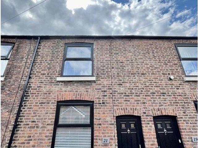 Parr Street, Macclesfield SK11, 2 bed terraced house to rent, £815 pcm | PrimeLocation