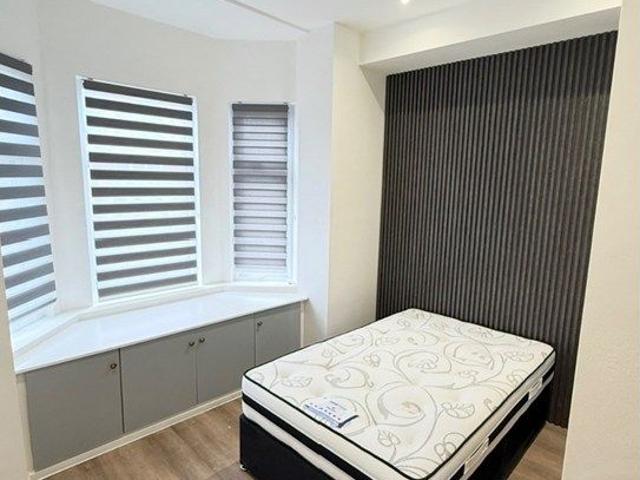 Parrin Lane, Manchester M30, Room to rent, £850 pcm | PrimeLocation