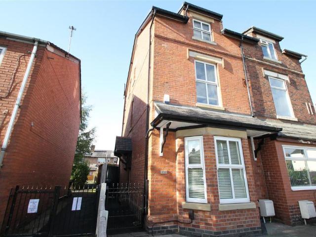 Parrin Lane, Manchester 4 bed house to rent £1,550 pcm £358 pw