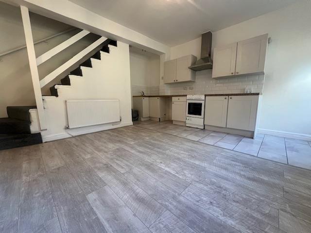 Parrock Parade, Rossendale BB4, 2 bed terraced house to rent, £550 pcm | PrimeLocation
