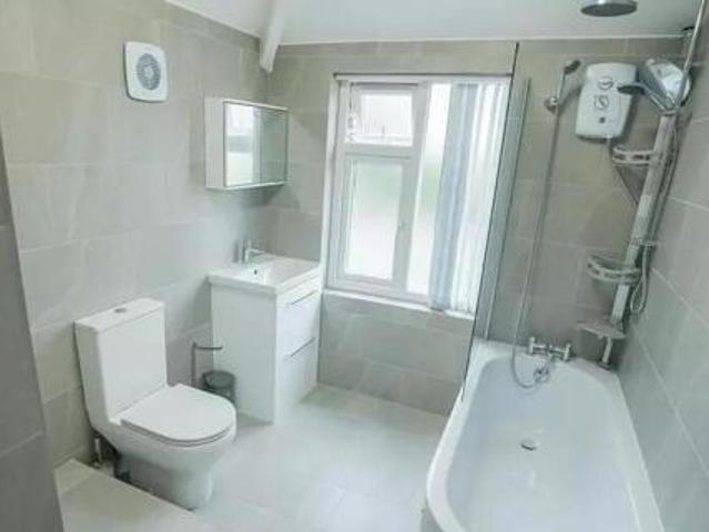 Parrs Wood Road, Manchester, 6 Bedroom House