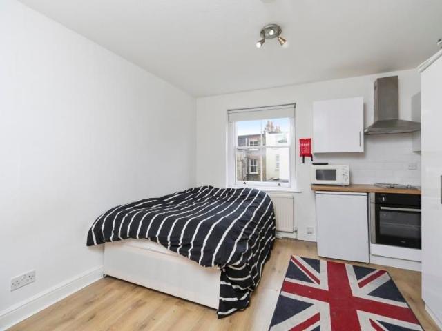 Parsifal Road, West Hampstead NW6, Studio to rent, £1,387 pcm | PrimeLocation