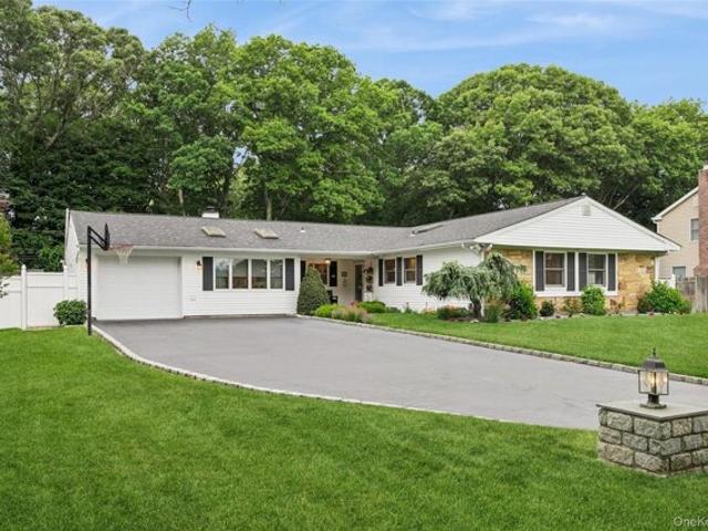 Parson Dr, Stony Brook, Home For Sale