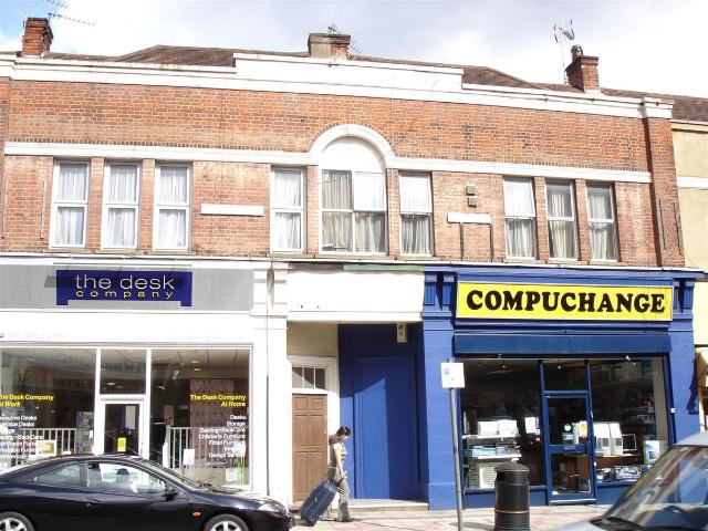 Parson Street, Hendon, London NW4, 3 bed flat to rent, £2,450 pcm | PrimeLocation