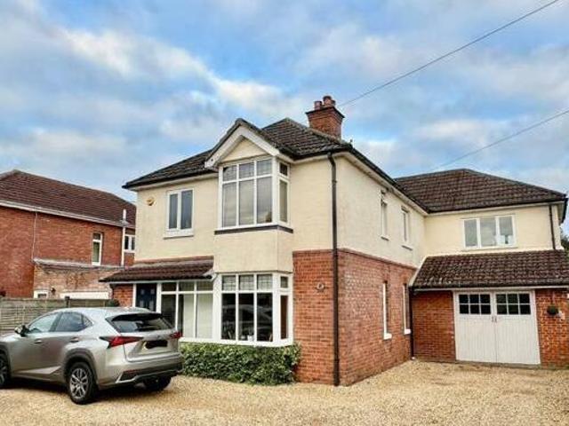 Parsonage Barn Lane, Ringwood, 4 Bedroom Detached