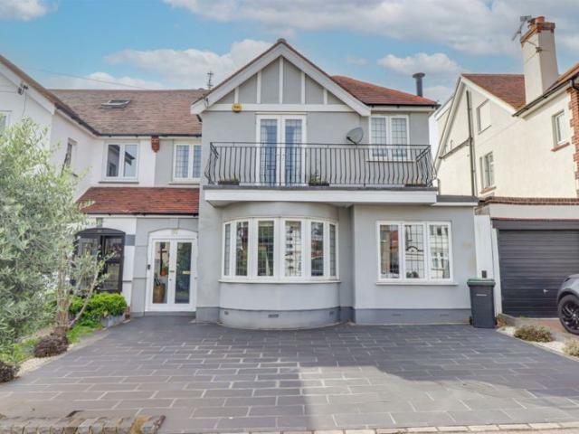 Parsonage Lane, Enfield EN2, 4 bed semi detached house to rent, £3,995 pcm | PrimeLocation