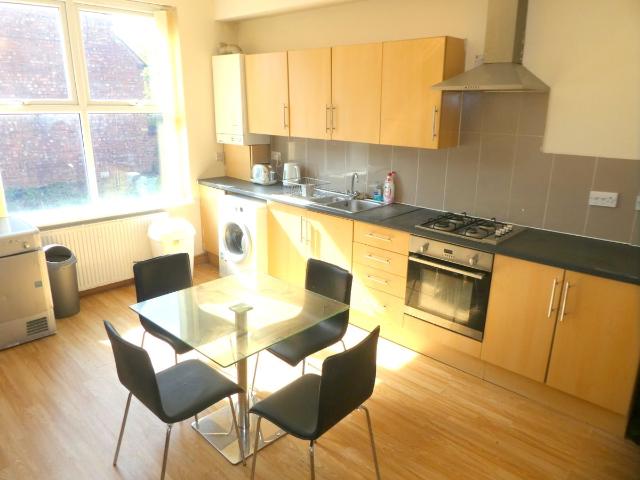 Parsonage Road, Withington M20, 4 bed flat to rent, £2,340 pcm | PrimeLocation