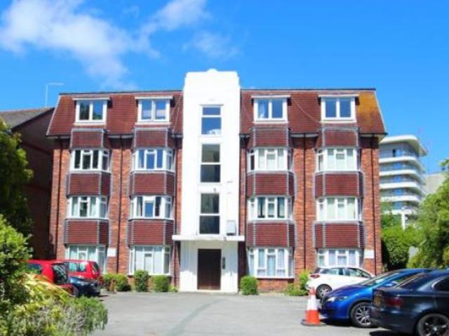 Parsonage Road, Bournemouth BH1 1 bed flat to rent £1,050 pcm £242 pw