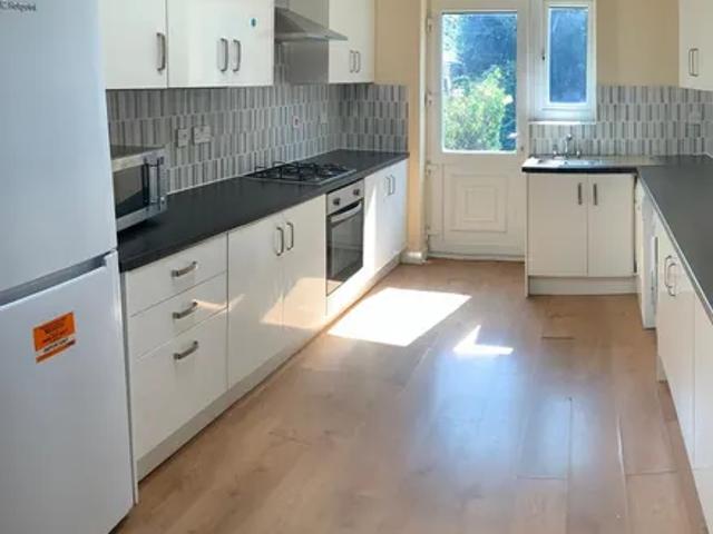 Parsonage Road, Manchester, M20 4NU, United Kingdom | 5 bed duplex for rent #16539222 | Rentberry
