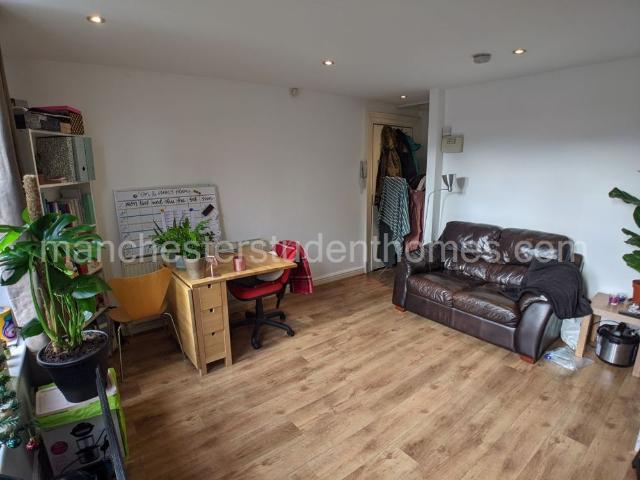 Parsonage Road, Manchester, M20 4WQ