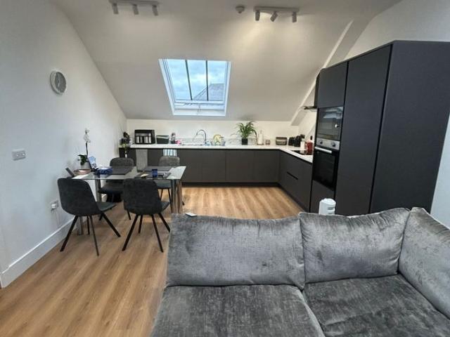 Parsonage Road, Manchester M20, 2 bed flat to rent, £1,400 pcm | PrimeLocation